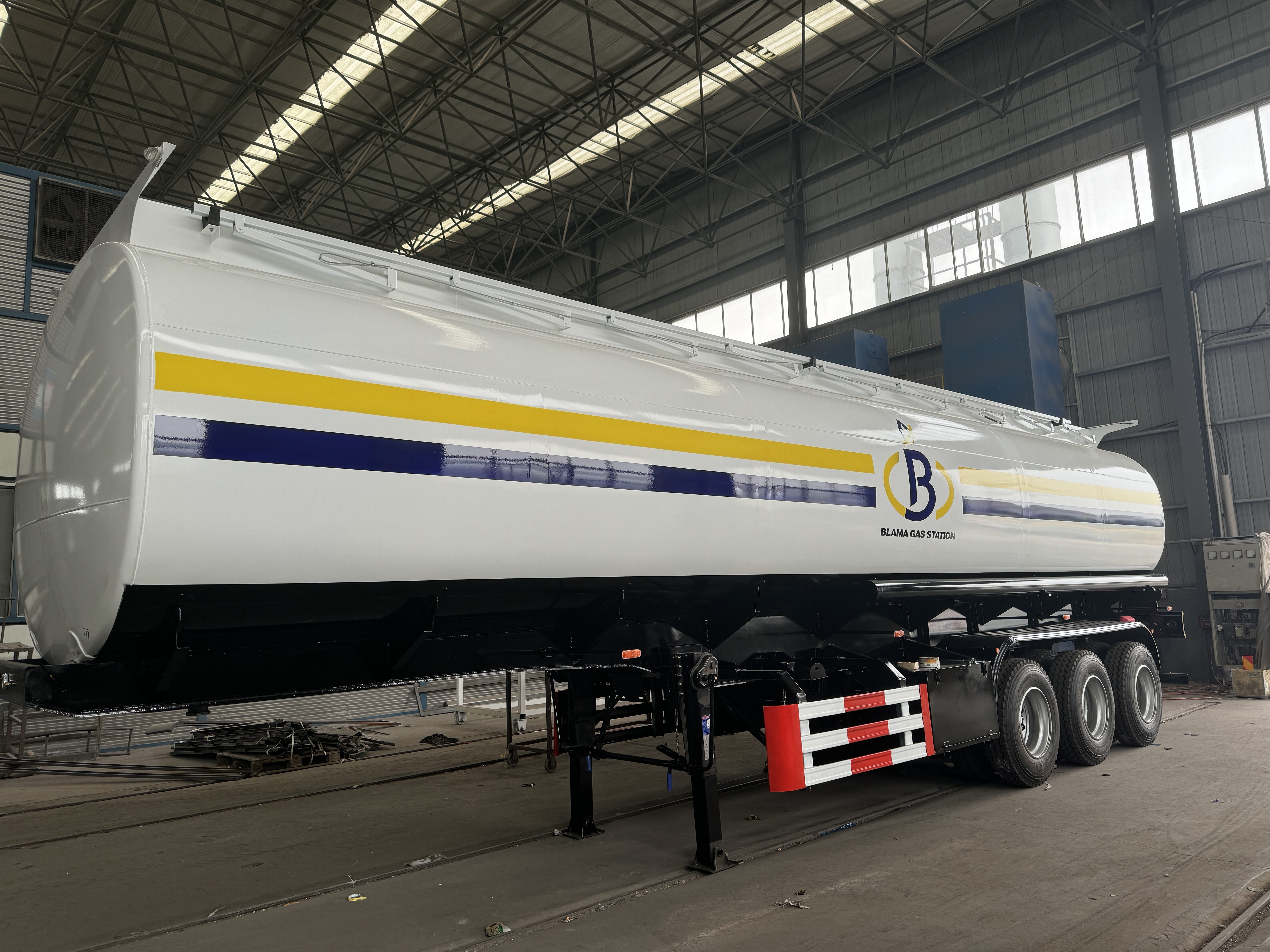 45,000 liters fuel tanker semi trailer – YUHANG VEHICLE