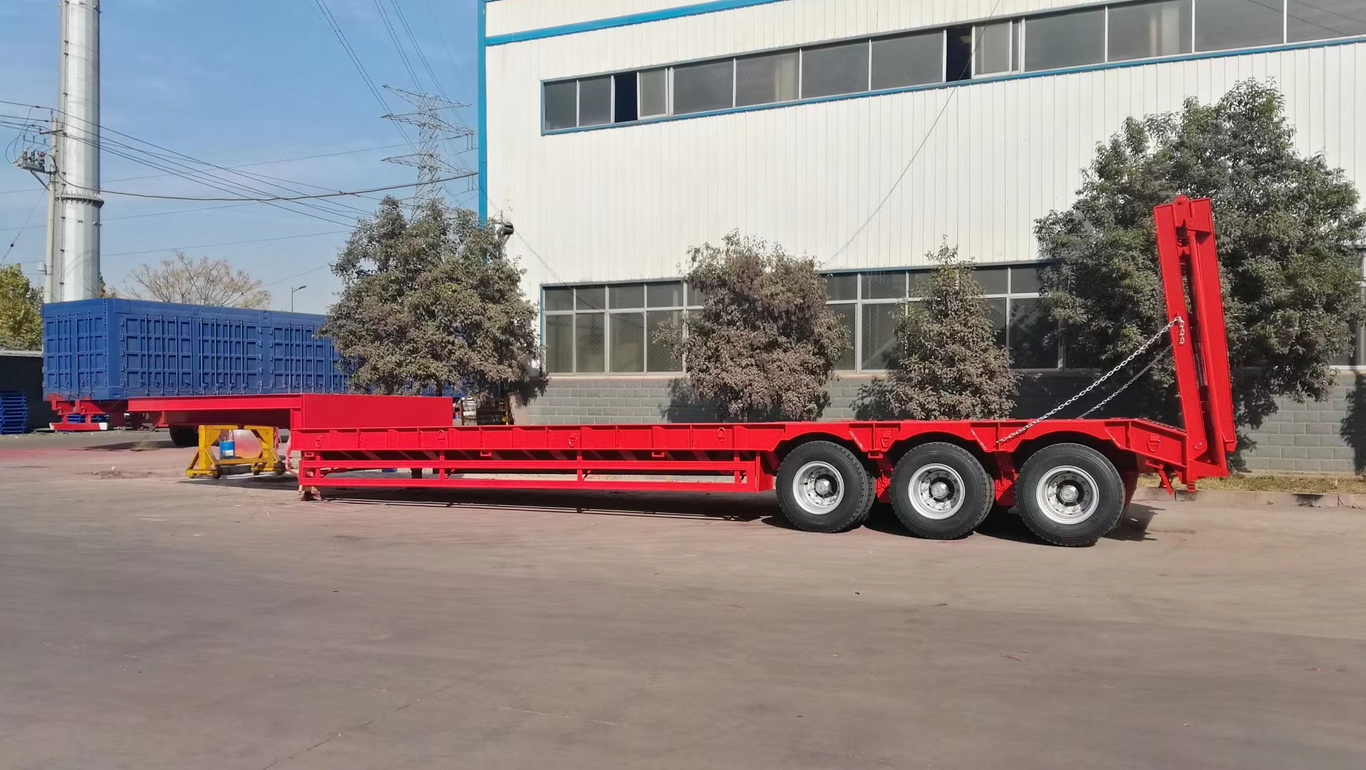 3 Line 6 Axle 120 tons Low Bed Trailer – YUHANG VEHICLE